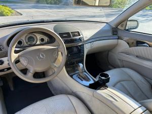 Pelēks Mercedes-Benz E 220 2005 Tallina, ar dzinēja tilpumu 2.10 L un nobraukumu 280 tūkst. km par 2690 €, foto 25 vietnē AUTOMOTO.COM.LV