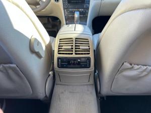 Pelēks Mercedes-Benz E 220 2005 Tallina, ar dzinēja tilpumu 2.10 L un nobraukumu 280 tūkst. km par 2690 €, foto 30 vietnē AUTOMOTO.COM.LV