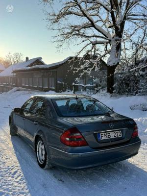Pelēks Mercedes-Benz E 220 2006 Kretinga, ar dzinēja tilpumu 2.20 L un nobraukumu 512 tūkst. km par 2999 €, foto 3 vietnē AUTOMOTO.COM.LV