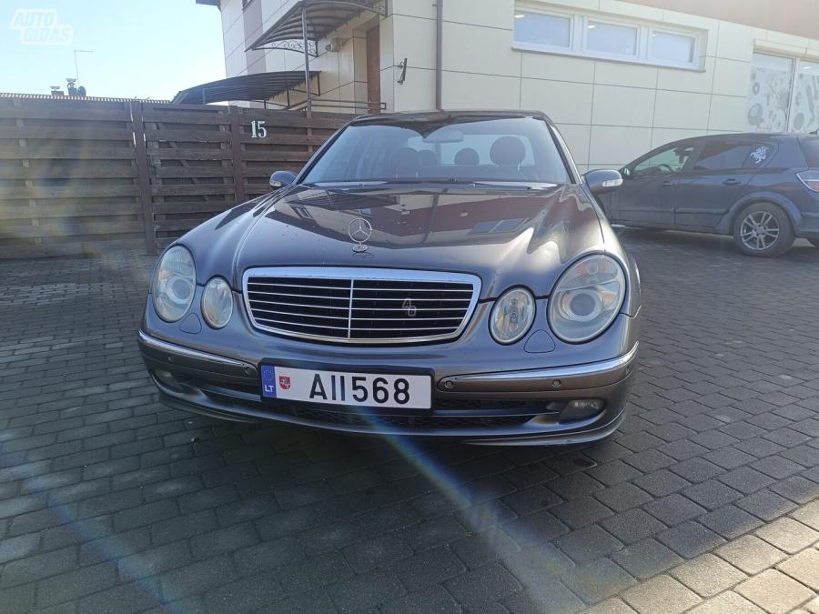 Pelēks Mercedes-Benz E 220 2006 Kretinga, ar dzinēja tilpumu 2.20 L un nobraukumu 512 tūkst. km par 2700 €, foto 2 vietnē AUTOMOTO.COM.LV