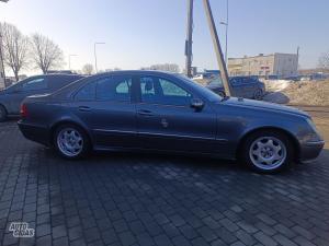 Pelēks Mercedes-Benz E 220 2006 Kretinga, ar dzinēja tilpumu 2.20 L un nobraukumu 512 tūkst. km par 2700 €, foto 4 vietnē AUTOMOTO.COM.LV