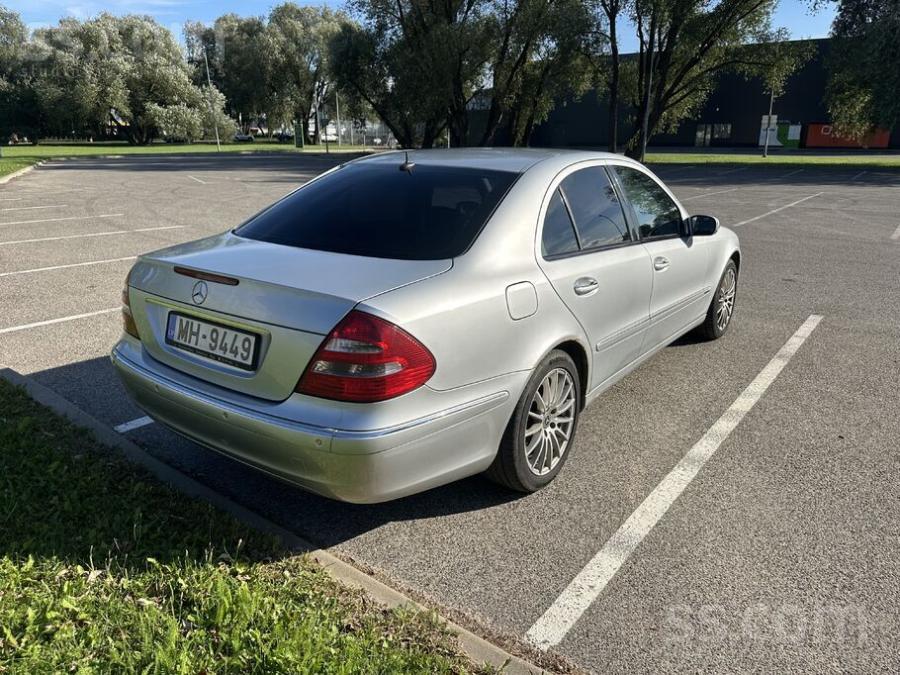 Grey Mercedes-Benz E 220 2006 in Riga, with an engine capacity of 2.20 L and mileage of 377 thousand km for 1500 €, photo 5 on AUTOMOTO.COM.LV