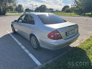 Grey Mercedes-Benz E 220 2006 in Riga, with an engine capacity of 2.20 L and mileage of 377 thousand km for 1500 €, photo 6 on AUTOMOTO.COM.LV