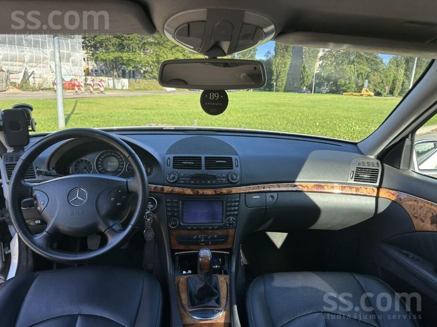 Grey Mercedes-Benz E 220 2006 in Riga, with an engine capacity of 2.20 L and mileage of 377 thousand km for 1500 €, photo 11 on AUTOMOTO.COM.LV