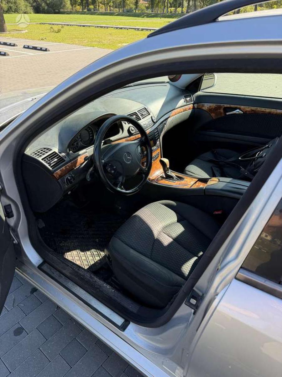 Pelēks Mercedes-Benz E 220 2006 Kauņa, ar dzinēja tilpumu 2.15 L un nobraukumu 3 tūkst. km par 1399 €, foto 11 vietnē AUTOMOTO.COM.LV
