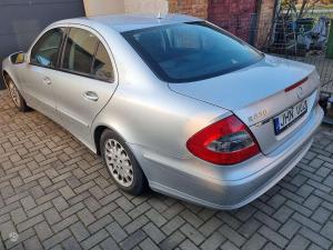 Pelēks Mercedes-Benz E 220 2007 Kauņa, ar dzinēja tilpumu 2.15 L un nobraukumu 366 tūkst. km par 3600 €, foto 6 vietnē AUTOMOTO.COM.LV