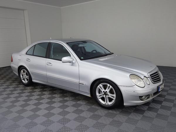 Pelēks Mercedes-Benz E 220 2007 Tallina, ar dzinēja tilpumu 2.10 L un nobraukumu 336 tūkst. km par 1999 €, foto 1 vietnē AUTOMOTO.COM.LV