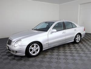 Серый Мерседес E 220 2007 в Таллин, объемом двигателя 2.10 л и пробегом 336 тыс. км за 1999 €, фото 3 на AUTOMOTO.COM.LV