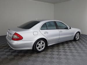 Серый Мерседес E 220 2007 в Таллин, объемом двигателя 2.10 л и пробегом 336 тыс. км за 1999 €, фото 4 на AUTOMOTO.COM.LV