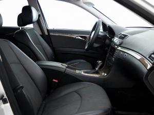 Серый Мерседес E 220 2007 в Таллин, объемом двигателя 2.10 л и пробегом 336 тыс. км за 1999 €, фото 7 на AUTOMOTO.COM.LV