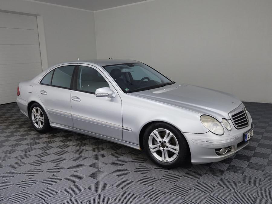 Серый Мерседес E 220 2007 в Таллин, объемом двигателя 2.10 л и пробегом 336 тыс. км за 1999 €, фото 9 на AUTOMOTO.COM.LV
