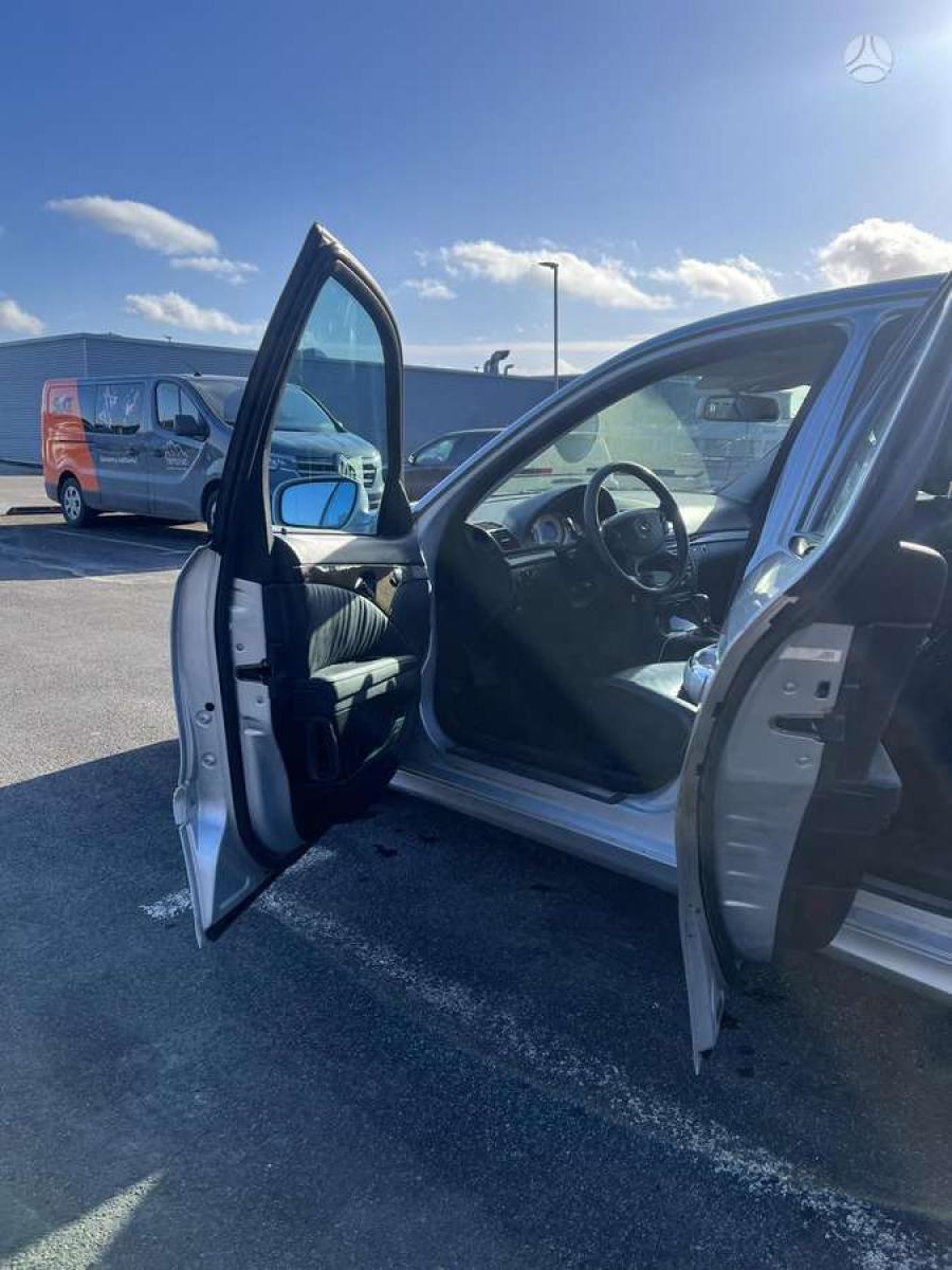 Pelēks Mercedes-Benz E 220 2007 Viļņa, ar dzinēja tilpumu 0.00 L un nobraukumu 280 tūkst. km par 4500 €, foto 10 vietnē AUTOMOTO.COM.LV