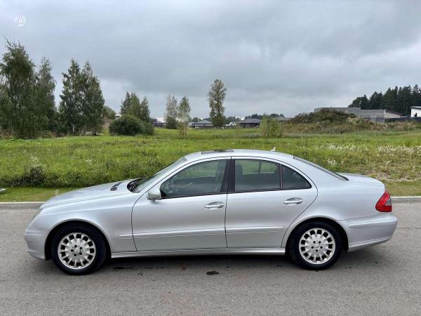 Pelēks Mercedes-Benz E 220 2007 Viļņa, ar dzinēja tilpumu 2.15 L un nobraukumu 366 tūkst. km par 3300 €, foto 3 vietnē AUTOMOTO.COM.LV