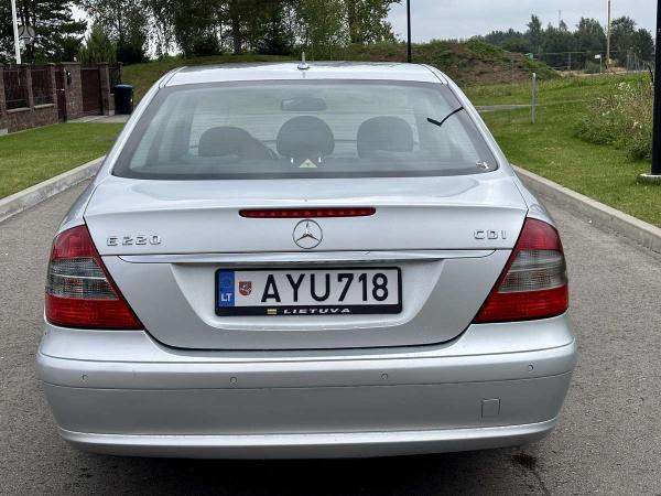 Pelēks Mercedes-Benz E 220 2007 Viļņa, ar dzinēja tilpumu 2.15 L un nobraukumu 366 tūkst. km par 3300 €, foto 7 vietnē AUTOMOTO.COM.LV