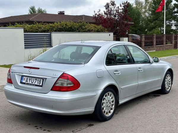 Pelēks Mercedes-Benz E 220 2007 Viļņa, ar dzinēja tilpumu 2.15 L un nobraukumu 366 tūkst. km par 3300 €, foto 8 vietnē AUTOMOTO.COM.LV
