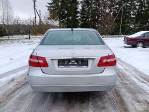 Grey Mercedes-Benz E 220 2009 in Sirvintos, with an engine capacity of 2.10 L and mileage of 280 thousand km for 7350 €, photo 5 on AUTOMOTO.COM.LV