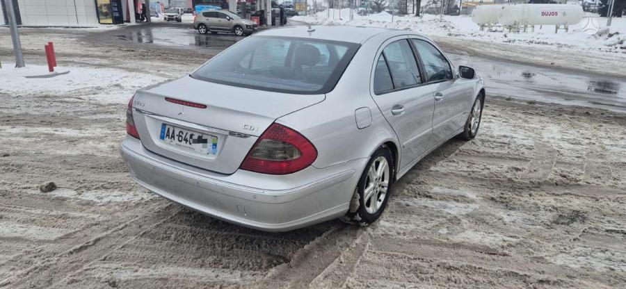 Pelēks Mercedes-Benz E 220 2009 Tauragė, ar dzinēja tilpumu 2.20 L un nobraukumu 360 tūkst. km par 2550 €, foto 7 vietnē AUTOMOTO.COM.LV