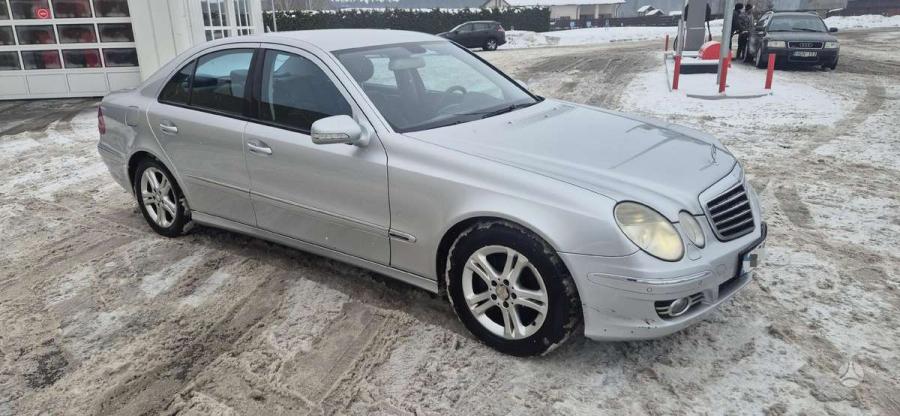Pelēks Mercedes-Benz E 220 2009 Tauragė, ar dzinēja tilpumu 2.20 L un nobraukumu 360 tūkst. km par 2550 €, foto 10 vietnē AUTOMOTO.COM.LV