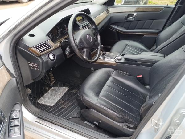 Grey Mercedes-Benz E 220 2009 in Sirvintos, with an engine capacity of 2.20 L and mileage of 280 thousand km for 6999 €, photo 7 on AUTOMOTO.COM.LV