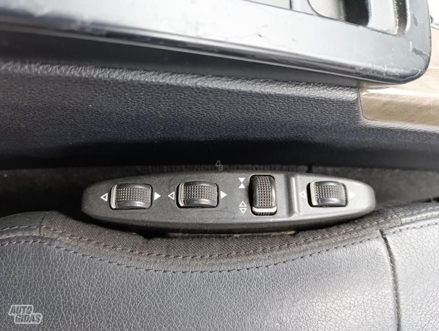 Grey Mercedes-Benz E 220 2009 in Sirvintos, with an engine capacity of 2.20 L and mileage of 280 thousand km for 6999 €, photo 12 on AUTOMOTO.COM.LV
