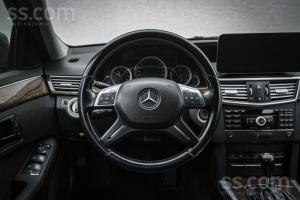 Серый Мерседес E 220 2009 в Рига, объемом двигателя 2.20 л и пробегом 288 тыс. км за 9750 €, фото 20 на AUTOMOTO.COM.LV