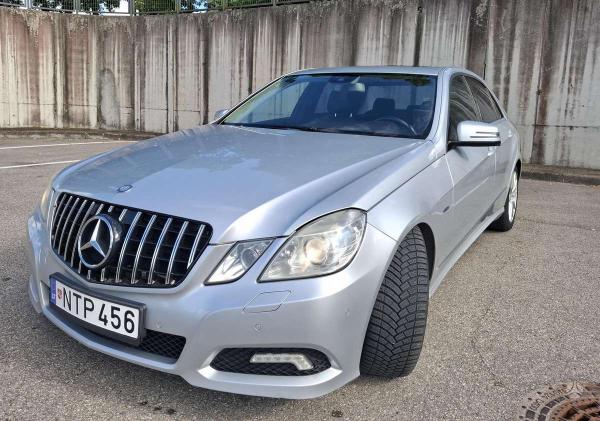 Grey Mercedes-Benz E 220 2009 in Telschi, with an engine capacity of 2.14 L and mileage of 450 thousand km for 6400 €, photo 1 on AUTOMOTO.COM.LV