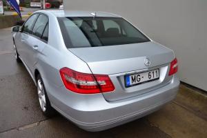 Серый Мерседес E 220 2009 в Екабпилс, объемом двигателя 2.20 л и пробегом 230 тыс. км за 8900 €, фото 8 на AUTOMOTO.COM.LV