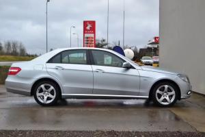 Серый Мерседес E 220 2009 в Екабпилс, объемом двигателя 2.20 л и пробегом 230 тыс. км за 8900 €, фото 13 на AUTOMOTO.COM.LV