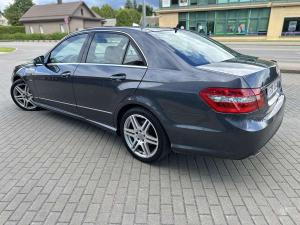Pelēks Mercedes-Benz E 220 2009 Utena, ar dzinēja tilpumu 2.20 L un nobraukumu 262 tūkst. km par 6550 €, foto 9 vietnē AUTOMOTO.COM.LV