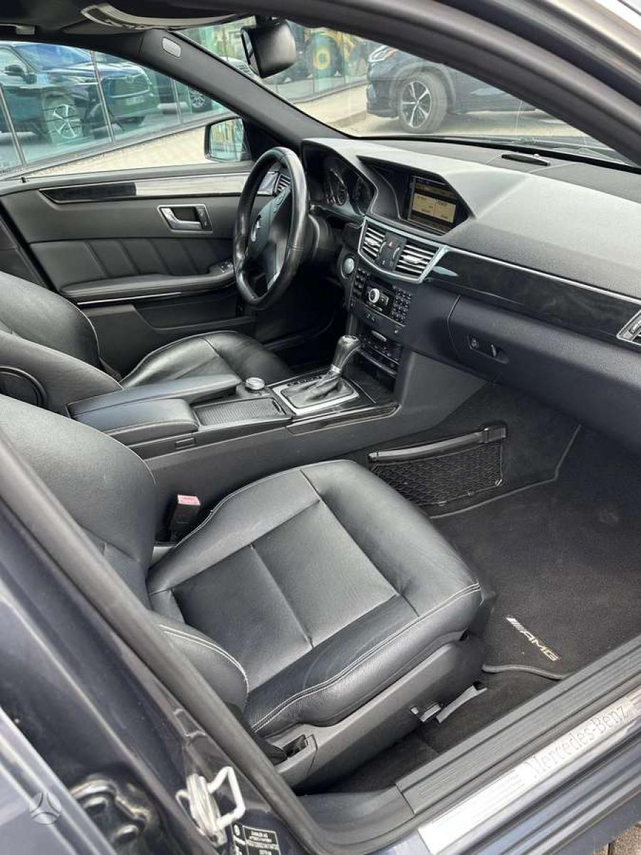 Pelēks Mercedes-Benz E 220 2009 Utena, ar dzinēja tilpumu 2.20 L un nobraukumu 262 tūkst. km par 6550 €, foto 12 vietnē AUTOMOTO.COM.LV