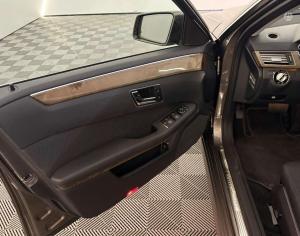 Pelēks Mercedes-Benz E 220 2009 Marijampole, ar dzinēja tilpumu 2.15 L un nobraukumu 290 tūkst. km par 7450 €, foto 34 vietnē AUTOMOTO.COM.LV