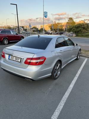 Серый Мерседес E 220 2009 в Таллин, объемом двигателя 2.20 л и пробегом 501 тыс. км за 6000 €, фото 5 на AUTOMOTO.COM.LV