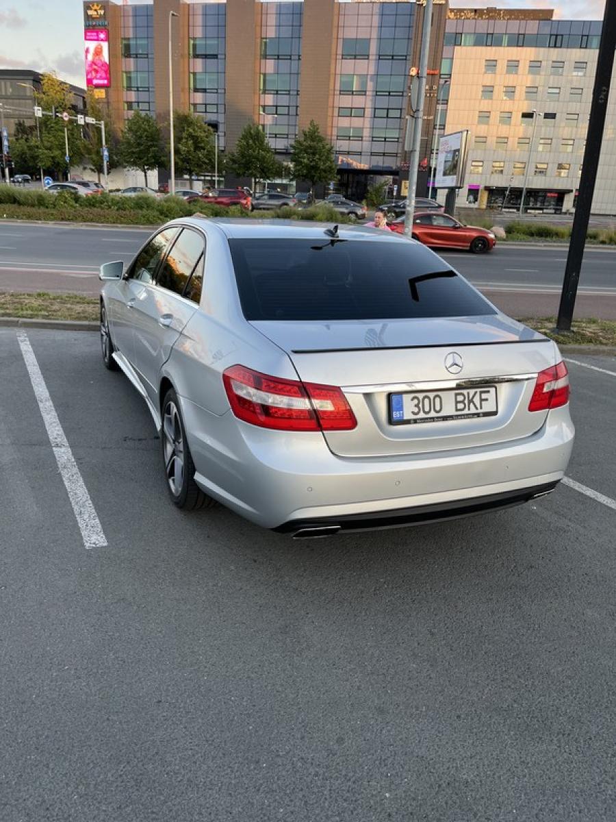 Серый Мерседес E 220 2009 в Таллин, объемом двигателя 2.20 л и пробегом 501 тыс. км за 6000 €, фото 19 на AUTOMOTO.COM.LV