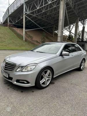 Grey Mercedes-Benz E 220 2009 in Druskininkai, with an engine capacity of 2.15 L and mileage of 292 thousand km for 7100 €, photo 3 on AUTOMOTO.COM.LV