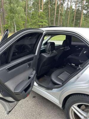 Grey Mercedes-Benz E 220 2009 in Druskininkai, with an engine capacity of 2.15 L and mileage of 292 thousand km for 7100 €, photo 16 on AUTOMOTO.COM.LV