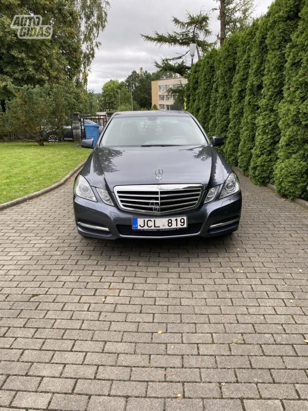 Pelēks Mercedes-Benz E 220 2009 Kauņa, ar dzinēja tilpumu 2.10 L un nobraukumu 158 tūkst. km par 7900 €, foto 7 vietnē AUTOMOTO.COM.LV