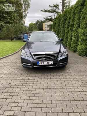 Серый Мерседес E 220 2009 в Каунас, объемом двигателя 2.10 л и пробегом 158 тыс. км за 7900 €, фото 7 на AUTOMOTO.COM.LV