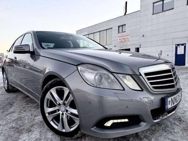 Pelēks Mercedes-Benz E 220 2010 Kauņa, ar dzinēja tilpumu 2.14 L un nobraukumu 312 tūkst. km par 6250 €, foto 2 vietnē AUTOMOTO.COM.LV