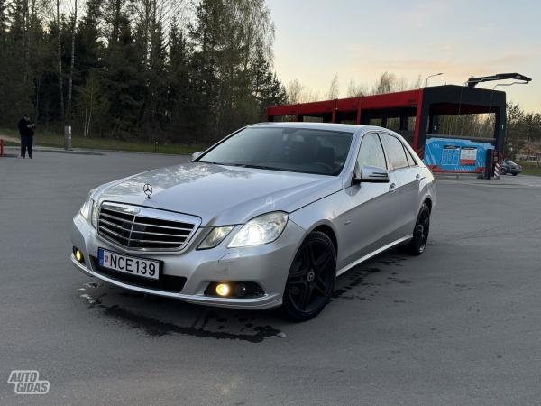 Grey Mercedes-Benz E 220 2010 in Vilnius, with an engine capacity of 2.20 L and mileage of 360 thousand km for 4500 €, photo 1 on AUTOMOTO.COM.LV