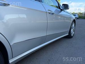 Pelēks Mercedes-Benz E 220 2010 Rīga, ar dzinēja tilpumu 2.20 L un nobraukumu 0 tūkst. km par 5850 €, foto 7 vietnē AUTOMOTO.COM.LV