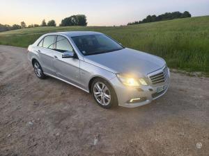 Pelēks Mercedes-Benz E 220 2010 Raseiniai, ar dzinēja tilpumu 2.14 L un nobraukumu 300 tūkst. km par 3499 €, foto 4 vietnē AUTOMOTO.COM.LV