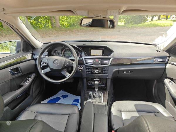 Pelēks Mercedes-Benz E 220 2010 Tauragė, ar dzinēja tilpumu 2.14 L un nobraukumu 273 tūkst. km par 5900 €, foto 10 vietnē AUTOMOTO.COM.LV