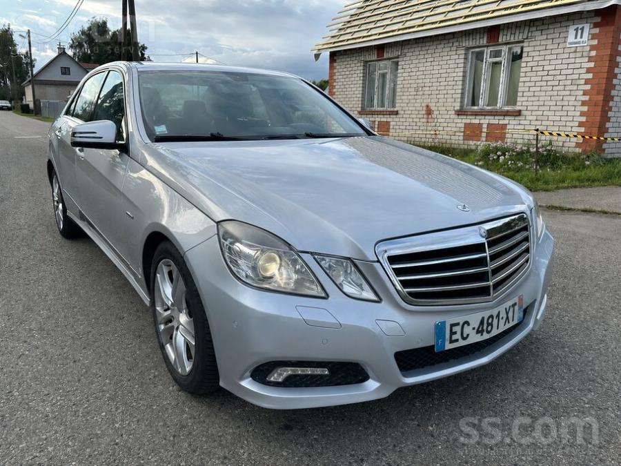 Серый Мерседес E 220 2010 в Даугавпилс, объемом двигателя 2.20 л и пробегом 298 тыс. км за 6250 €, фото 4 на AUTOMOTO.COM.LV