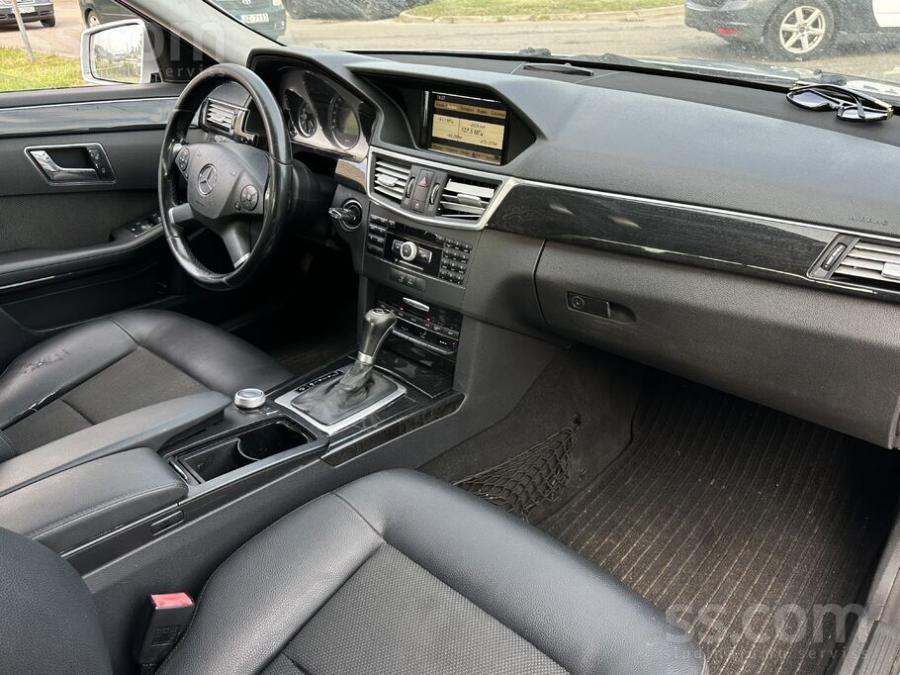 Серый Мерседес E 220 2010 в Даугавпилс, объемом двигателя 2.20 л и пробегом 298 тыс. км за 6250 €, фото 17 на AUTOMOTO.COM.LV