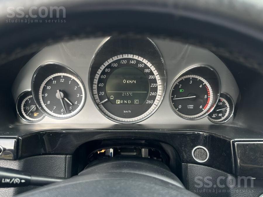 Серый Мерседес E 220 2010 в Даугавпилс, объемом двигателя 2.20 л и пробегом 298 тыс. км за 6250 €, фото 21 на AUTOMOTO.COM.LV