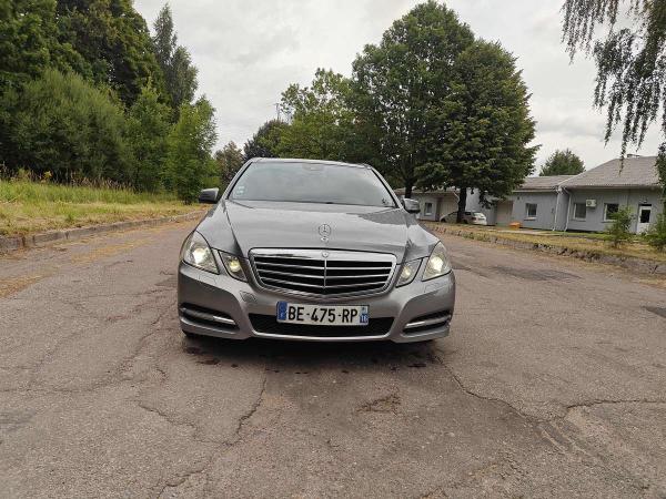 Серый Мерседес E 220 2010 в Таураге, объемом двигателя 2.14 л и пробегом 274 тыс. км за 5700 €, фото 3 на AUTOMOTO.COM.LV