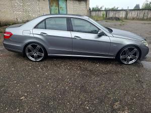 Grey Mercedes-Benz E 220 2010 in Radviliskis, with an engine capacity of 2.00 L and mileage of 291 thousand km for 3999 €, photo 6 on AUTOMOTO.COM.LV