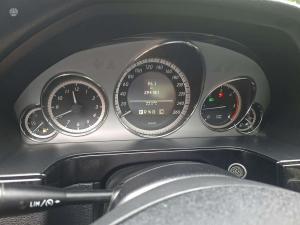 Grey Mercedes-Benz E 220 2010 in Radviliskis, with an engine capacity of 2.00 L and mileage of 291 thousand km for 3999 €, photo 12 on AUTOMOTO.COM.LV