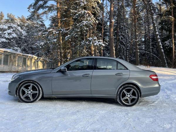 Grey Mercedes-Benz E 220 2011 in Vilnius, with an engine capacity of 2.14 L and mileage of 292 thousand km for 6990 €, photo 6 on AUTOMOTO.COM.LV
