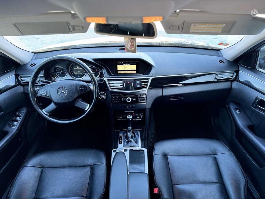 Pelēks Mercedes-Benz E 220 2011 Kauņa, ar dzinēja tilpumu 2.14 L un nobraukumu 336 tūkst. km par 9999 €, foto 16 vietnē AUTOMOTO.COM.LV